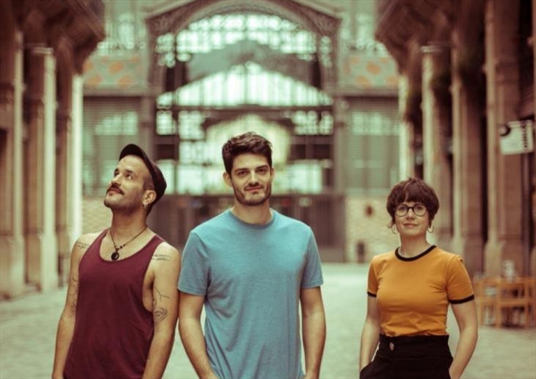 Els Catarres, el éxito en Internet - Domini .cat - Accent Obert